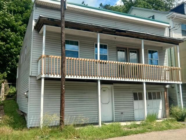 2219 High Street