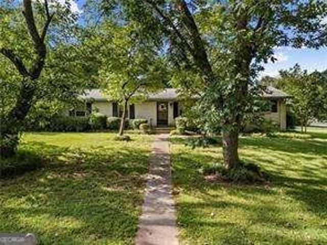 2219 Lisa Dr SE, Marietta, GA 30067