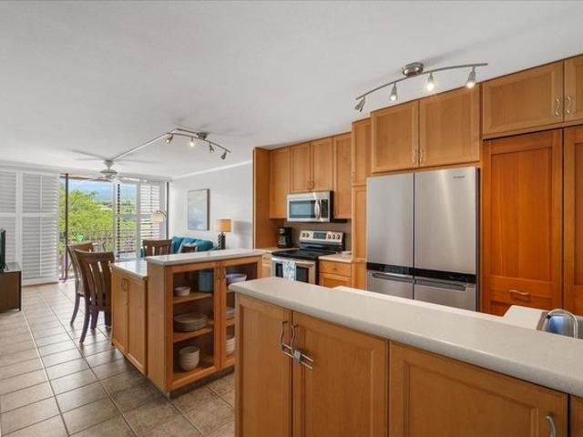 2219 S Kihei Rd Apt B414, Kihei, HI 96753