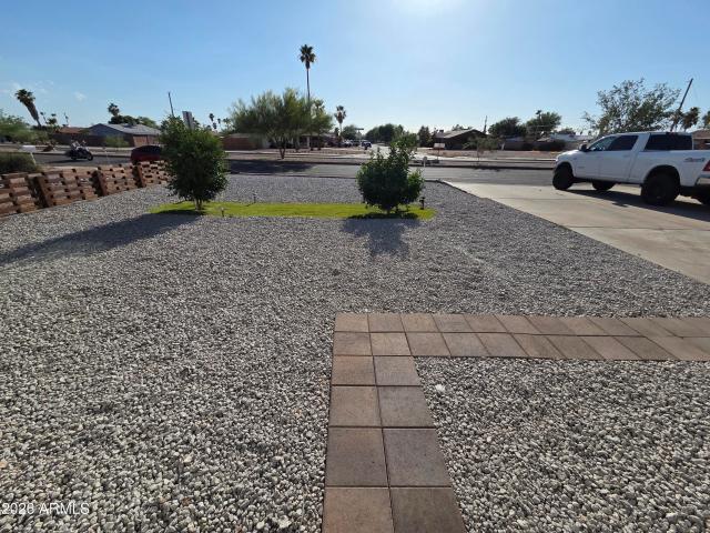 2219 s royal palm road