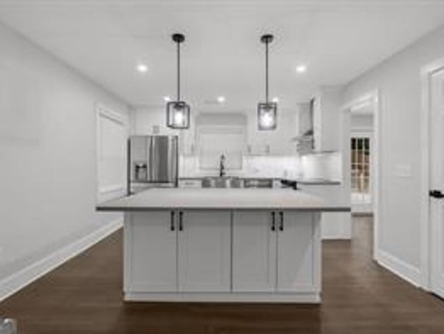 2219 sharon way