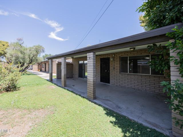 2219 W MORTEN Avenue # Apt 3