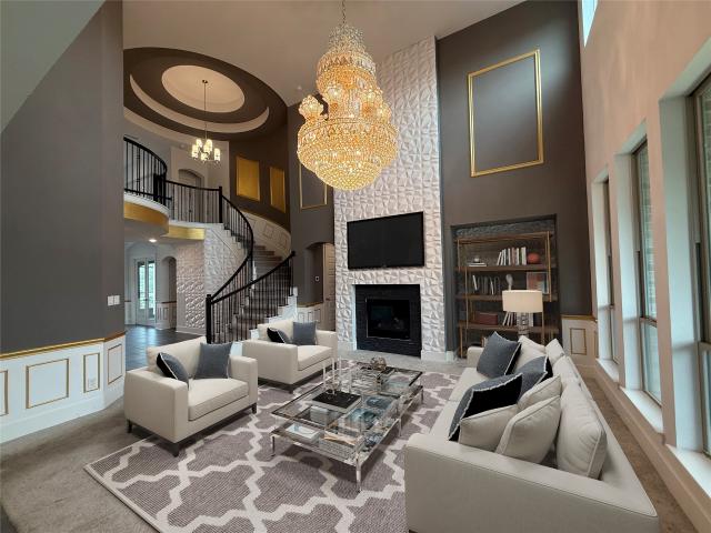 2219 Windmill Palm Drive