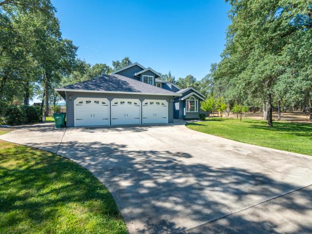 22107 Vine Court