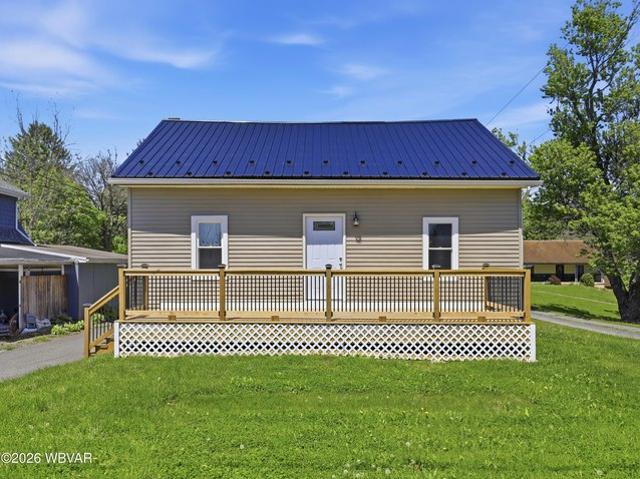 2210 Mahaffey Ln, Williamsport, PA 17701