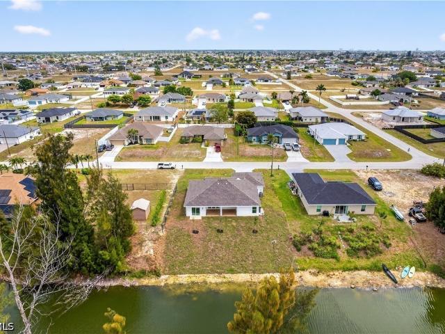 2210 NW 2nd Ave, Cape Coral, FL 33993 | MLS #2026016