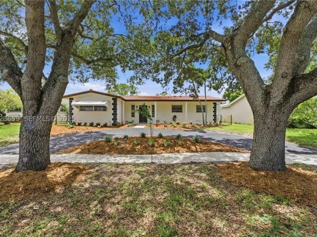 2210 N 52nd Ave, Hollywood, FL 33021