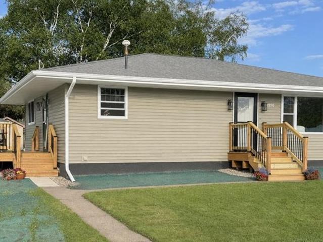 2210 Ohio Ave, Superior, WI 54880