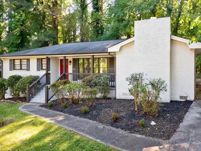 2210 Barbara Ln, Decatur, GA 30032