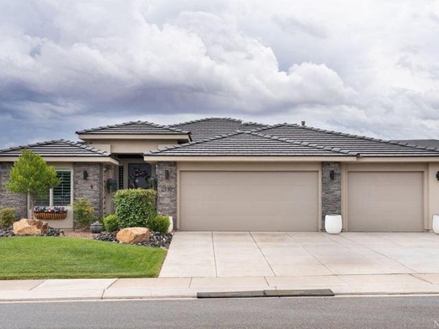 2210 E Mountain Trl, Saint George, UT 84790