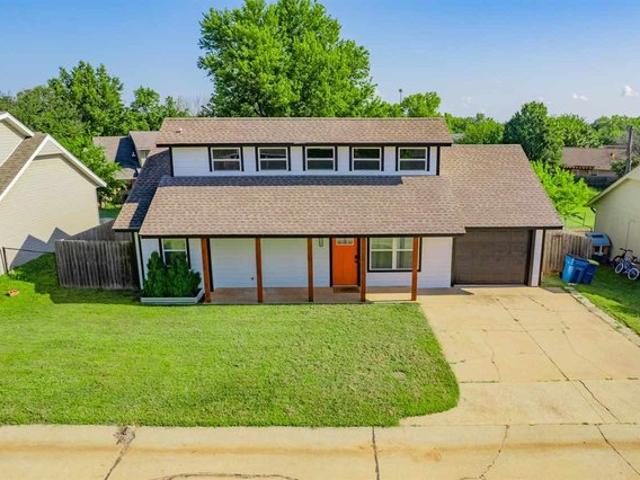 2210 E Timbercrest Dr, Stillwater, OK 74074