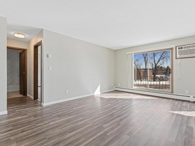 2210 Eldridge Ave E # 203
