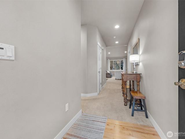 2210 Lincoln Place