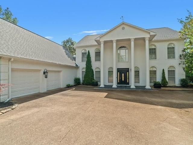 2210 Longspur Pt, Oxford, MS 38655
