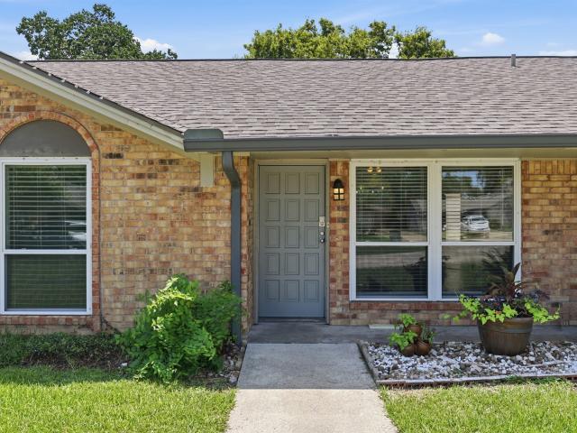 2210 Quail Hollow Drive