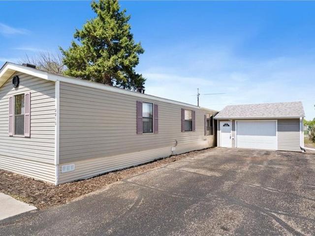 2210 Sundet Ln, Faribault, MN 55021