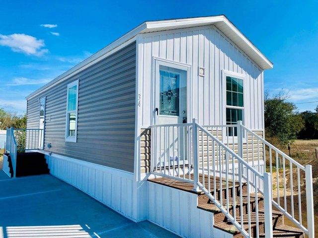 2210 Seaview St Unit 35, Sebring, FL 33870