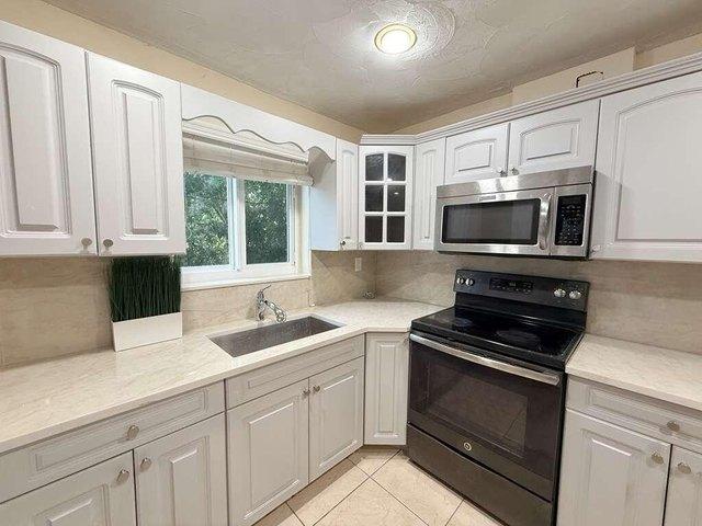 2210 Taylor St Apt 207, Hollywood, FL 33020