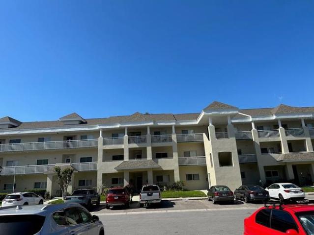 2210 Utopian Dr E #309, Clearwater, FL 33763