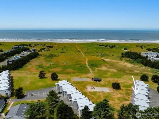 2210 26th St NW Unit 422, Long Beach, WA 98631