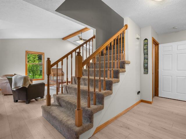 22115 Indian Hill