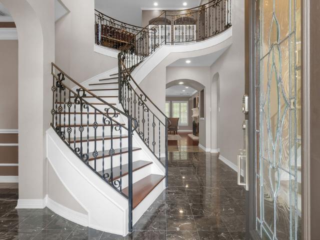 22118 Oakcreek Hollow Lane