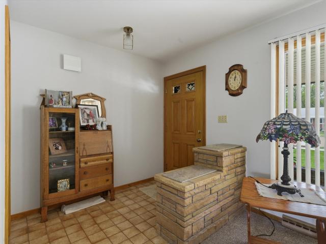 2211 Markham St