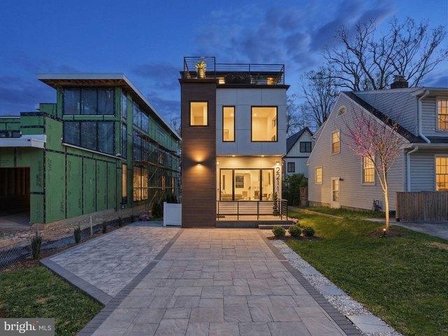 2211 Military Rd, Arlington, VA 22207