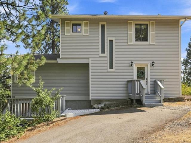 2211 N Houk Rd, Spokane Valley, WA 99216