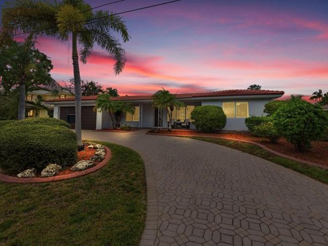 2211 NE 32nd St, Lighthouse Point, FL 33064
