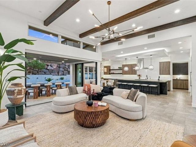 2211 Overlook Canyon Ln, Henderson, NV 89052