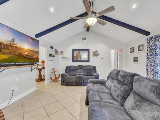 2211 Bayou Drive