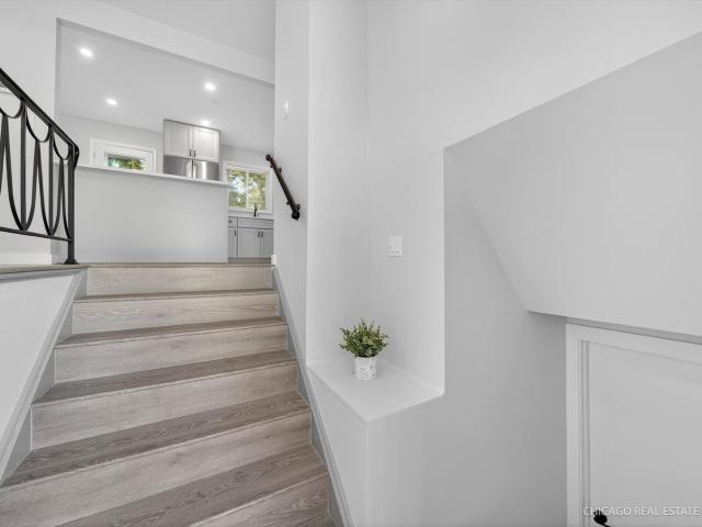 2211 Birchwood Parkway