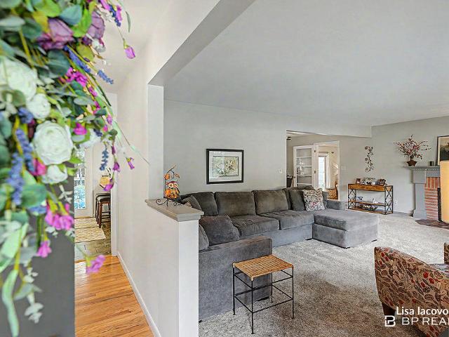 2211 Clover Drive