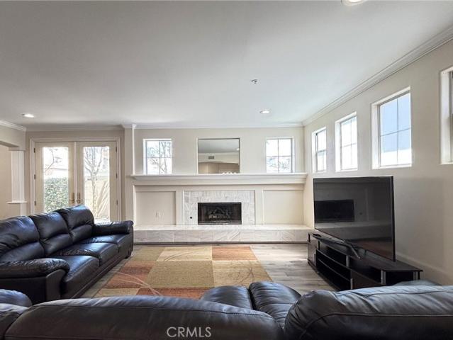 2211 Dufour Ave #B