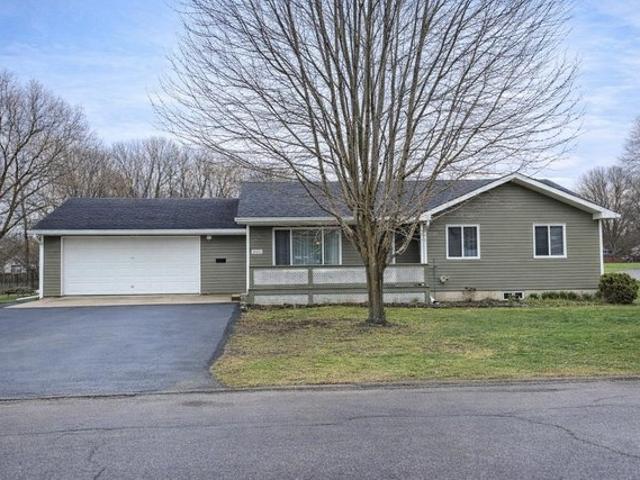 2211 Jay St, Ogdensburg, NY 13669