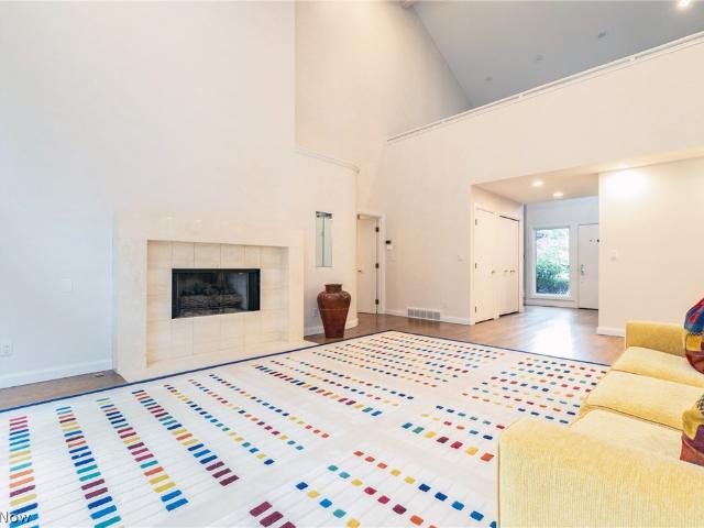 2211 Landerhaven Court