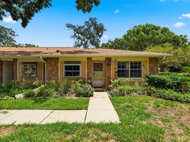 2211 Lark Cir W Apt D, Palm Harbor, FL 34684