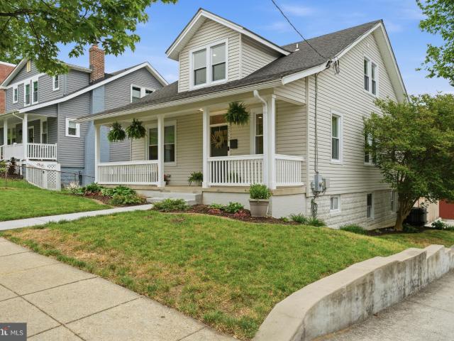 2211 R St SE, Washington, DC 20020 | MLS #DCDC2258 | Compass