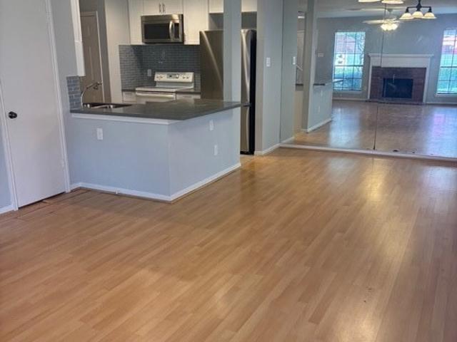 2211 S Kirkwood Rd, Unit 22, Houston, TX 77077 | MLS #91371