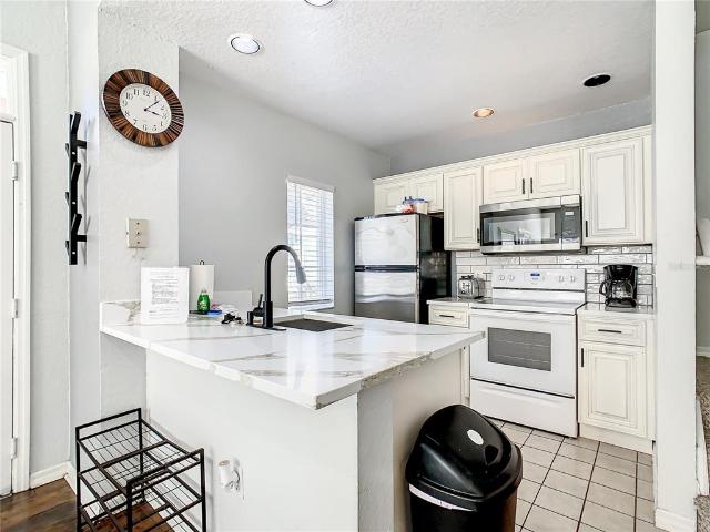 2211 San Vittorino Cir, Unit 102, Kissimmee, FL 34741 | MLS #O6330