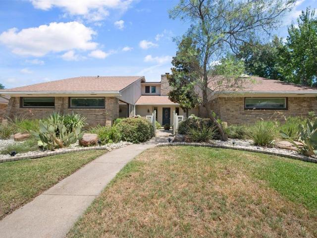 2211 Southcrest Drive