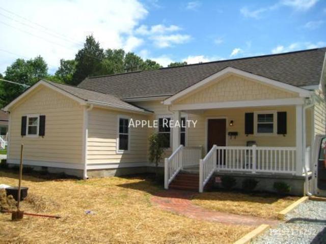 2211 W Knox St Apt B Available mid July