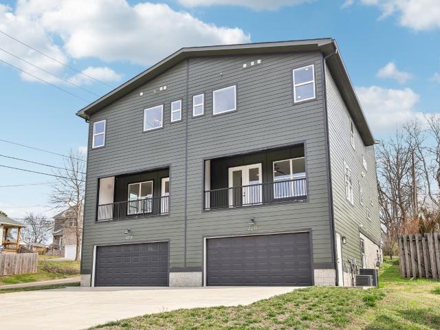 2211 18th Ave N, Nashville, TN 37208 | MLS #3184