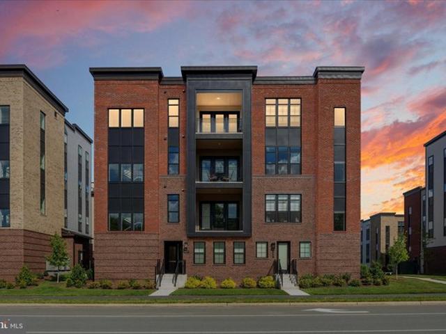22127 Headwater Ter Unit 400, Ashburn, VA 20148