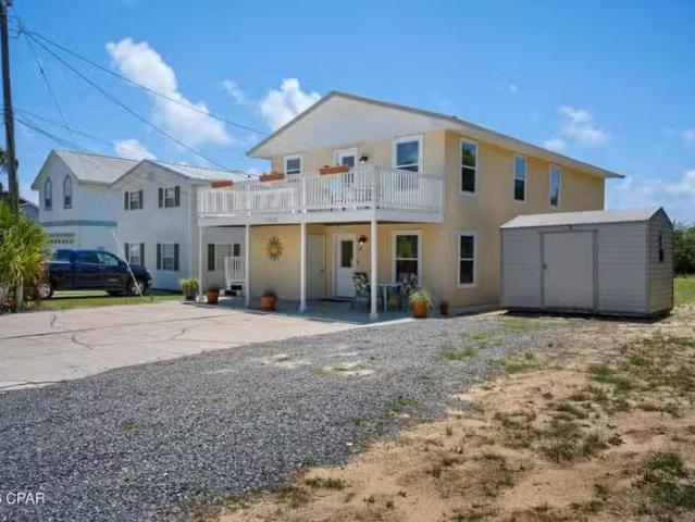 22125 BATAAN AVE, PANAMA CITY BEACH, FL 32413 Duplex For Sale.