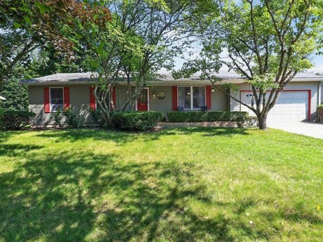 22125 Hanover Dr, Bristol, IN 46507