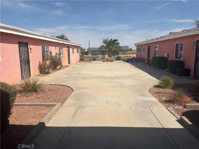 22129 Tehama