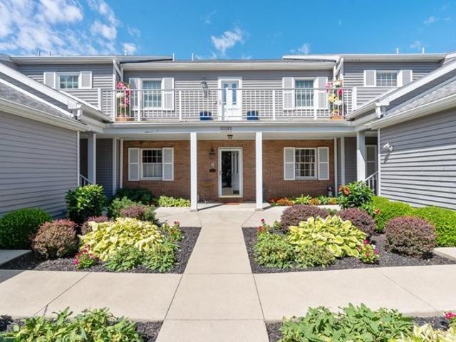 2212 N Carriage Ln Apt 3, Port Clinton, OH 43452