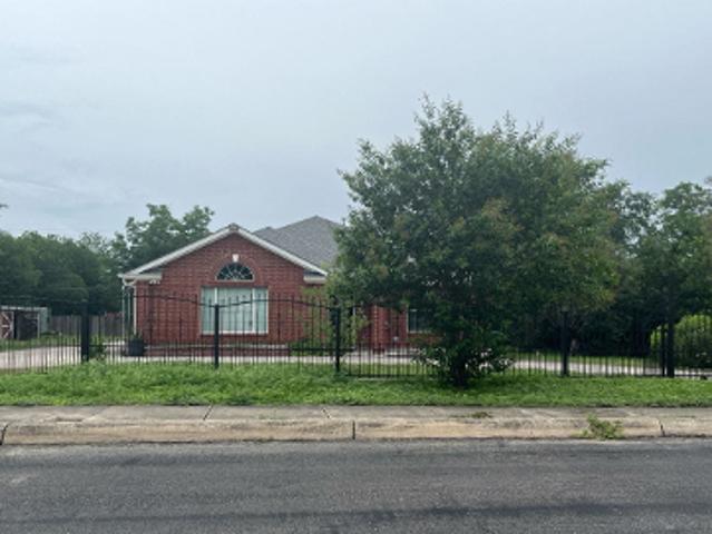 2212 Arbor Place
